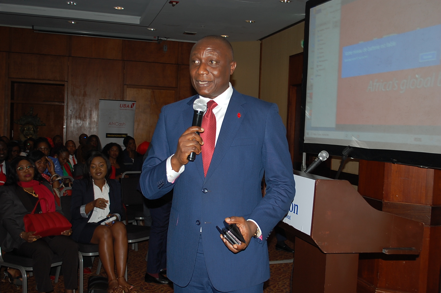 Oliver Alawuba, Directeur Général du Groupe UBA, en visite de travail ...